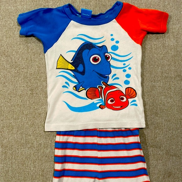 Pajamas | Finding Nemo Pajama Set | Poshmark